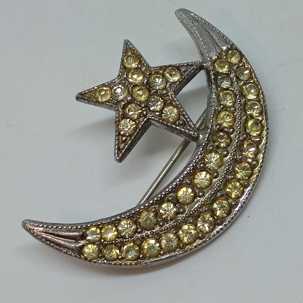 * Vintage Integrity Sterling Silver Moon & Star Pin B… - Gem